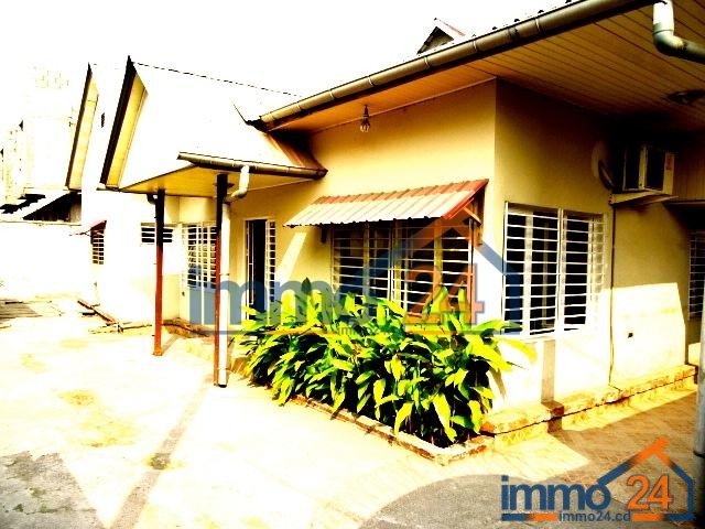 Beautiful house for sale - Immo24 la solution